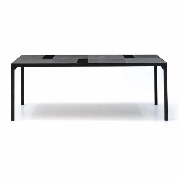 Flat Table by Roda | Classicdesign.it